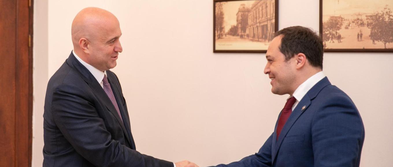 The Chairman of Government of the Autonomous Republic of Ajara meets ...